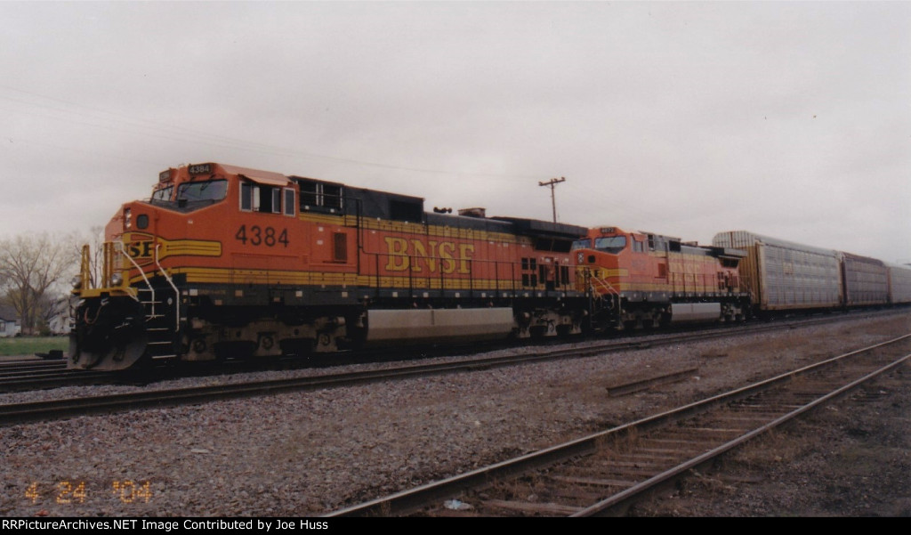 BNSF 4384 West